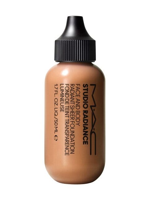 MAC Studio Radiance Face & Body Foundation C4 50 ml - £21.99