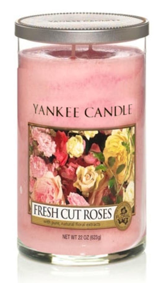 Yankee Candle Medium Pillar Fresh Cut Roses Candle 340 g - 10.99 EUR ...