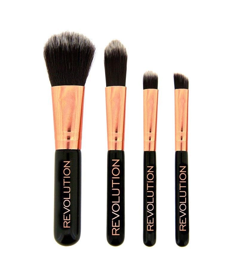 Revolution Makeup Pro Go Set 4 kpl – 4.95