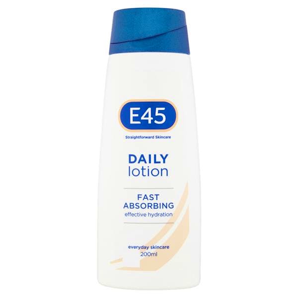 E45 Dermatological Daily Lotion 200 ml - £2.99